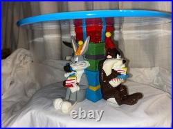 Rare in original box WB Looney Tunes Cake Stand Wile E, Bugs, Sylvester ...