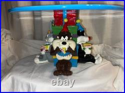 Rare in original box WB Looney Tunes Cake Stand Wile E, Bugs, Sylvester ...